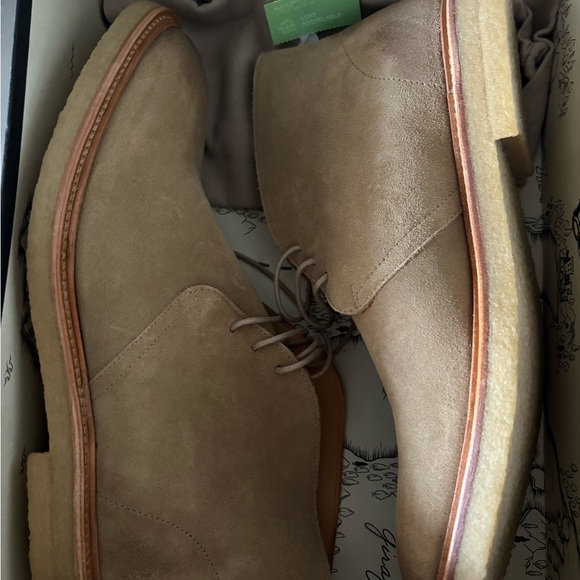 Banana Republic | Shoes | Banana Republic Suede Crepe Chukka | Poshmark